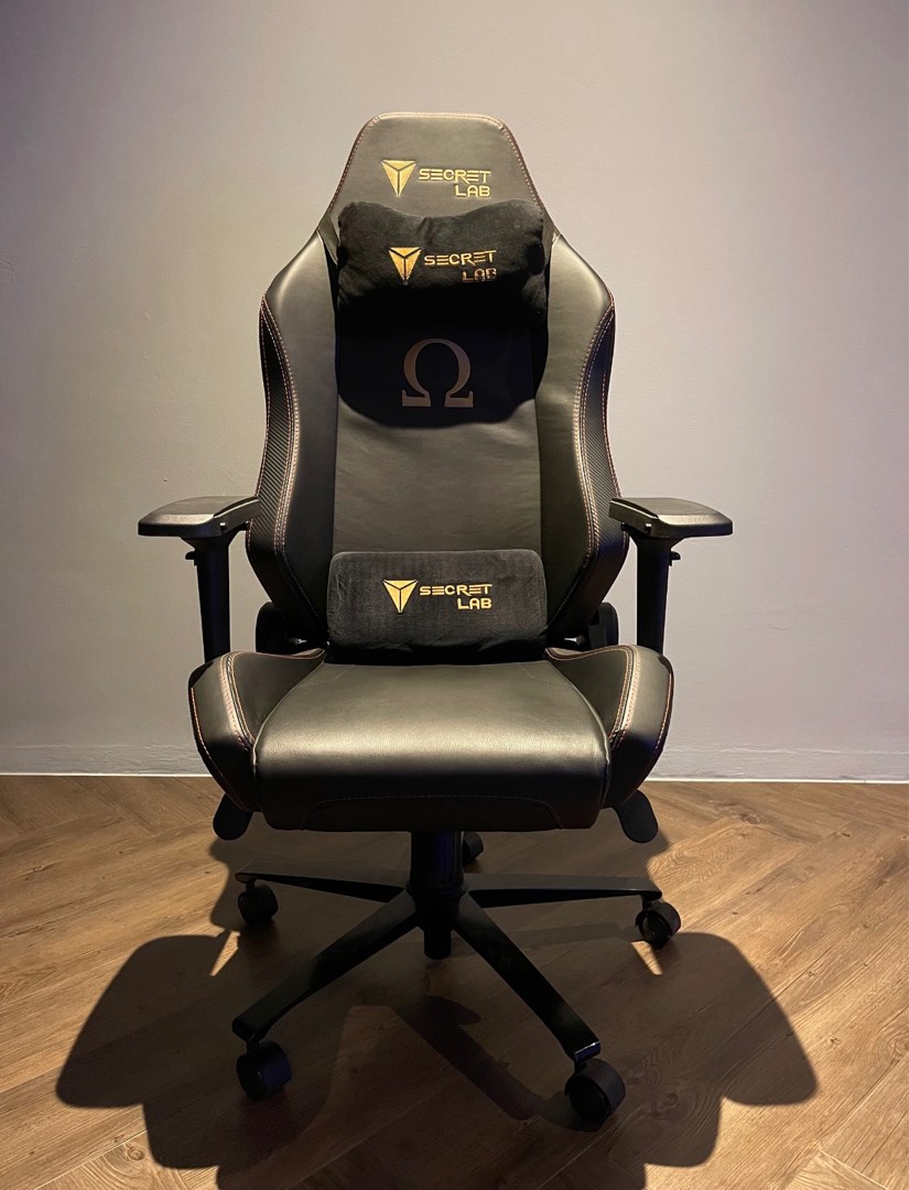 Secretlab OMEGA Stealth 2018, Furniture & Home Living, Furniture ...
