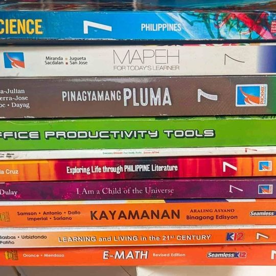 Grade 7 textbooks, Hobbies & Toys, Books & Magazines, Textbooks on ...