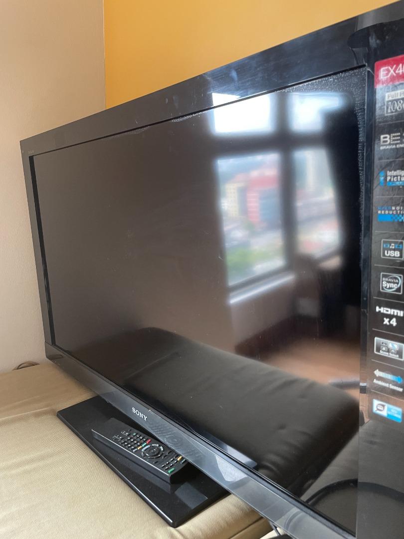 SONY 42 Inch LCD, TV & Home Appliances, TV & Entertainment, TV on Carousell