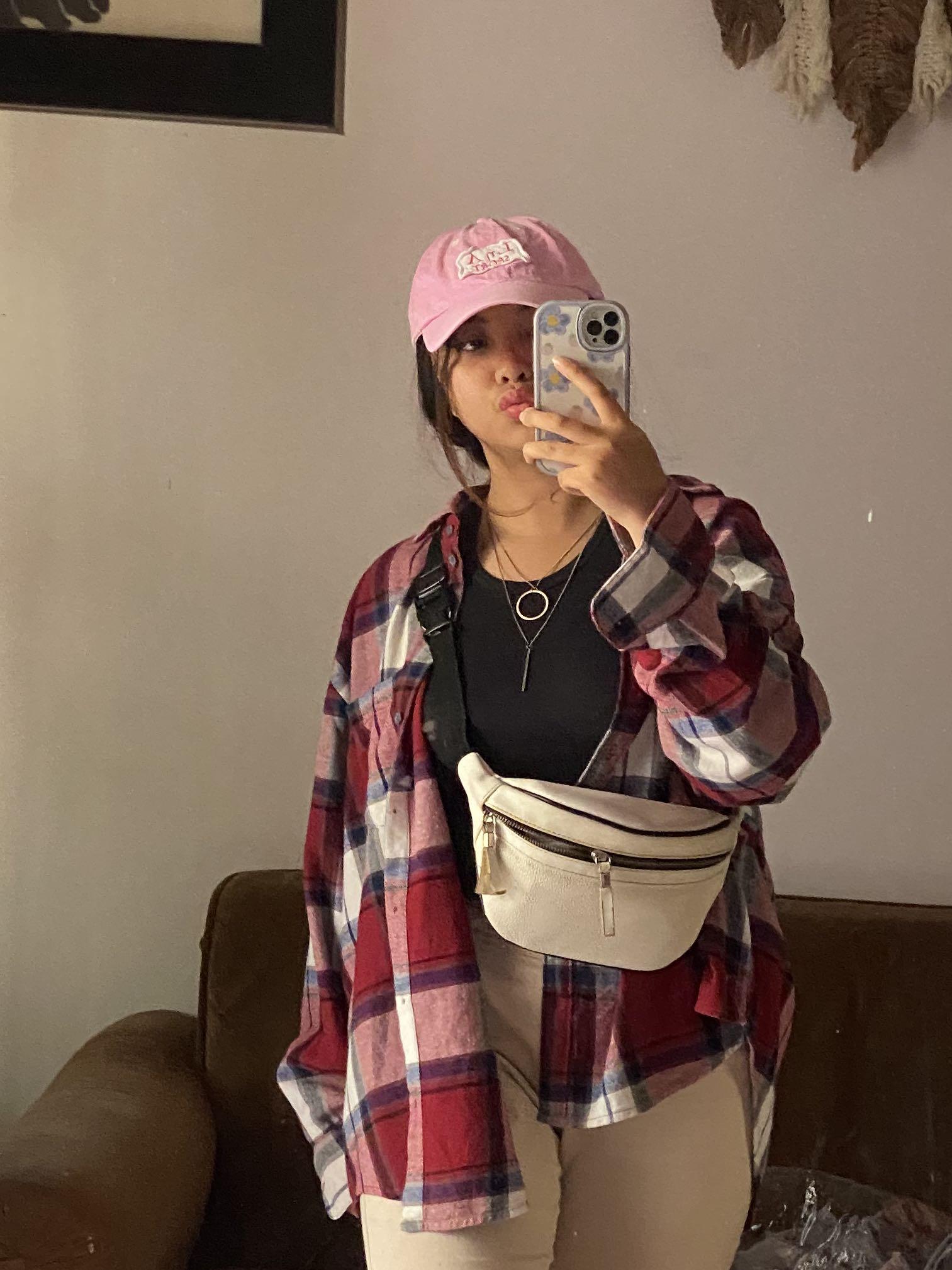 Topi hat cap korea y2k, Fesyen Wanita, Aksesoris di Carousell