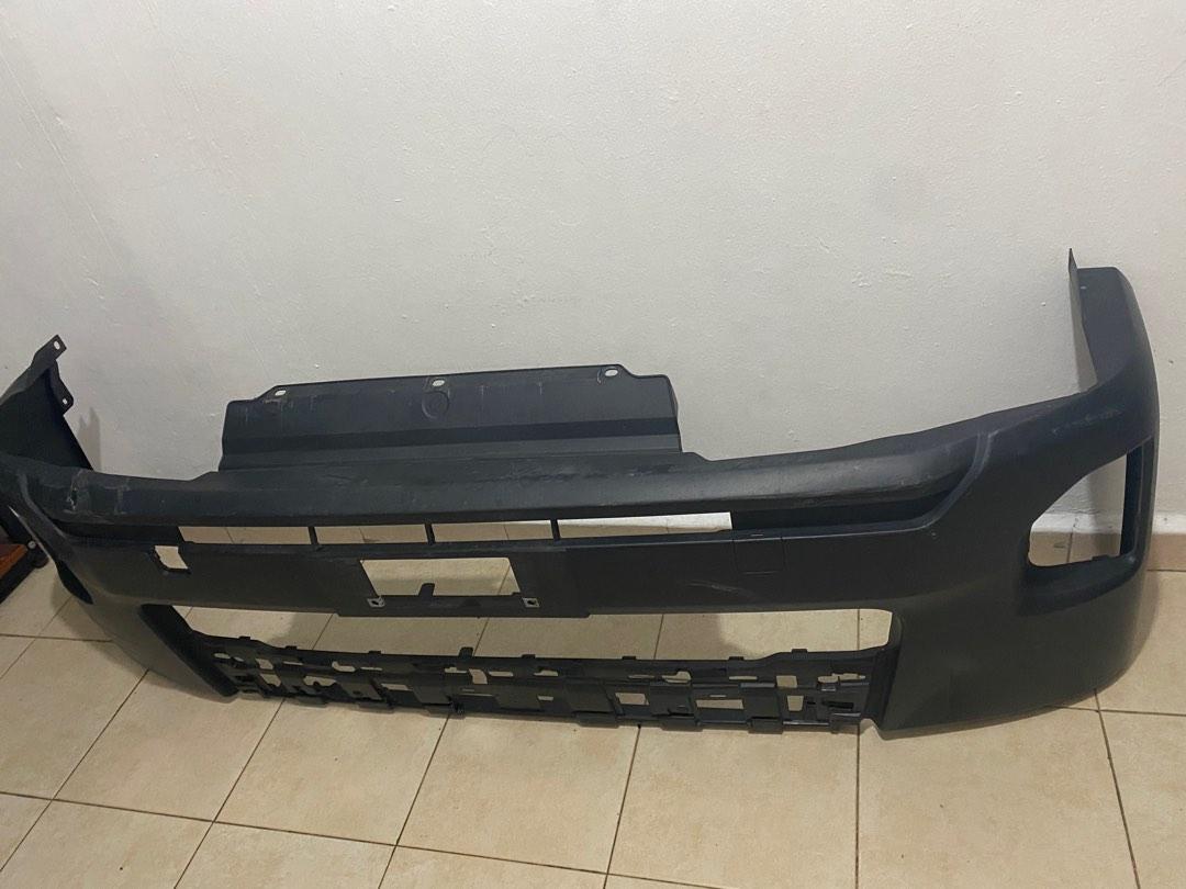 Toyota Hiace Original Front Bumper, Car Accessories, Accessories on ...
