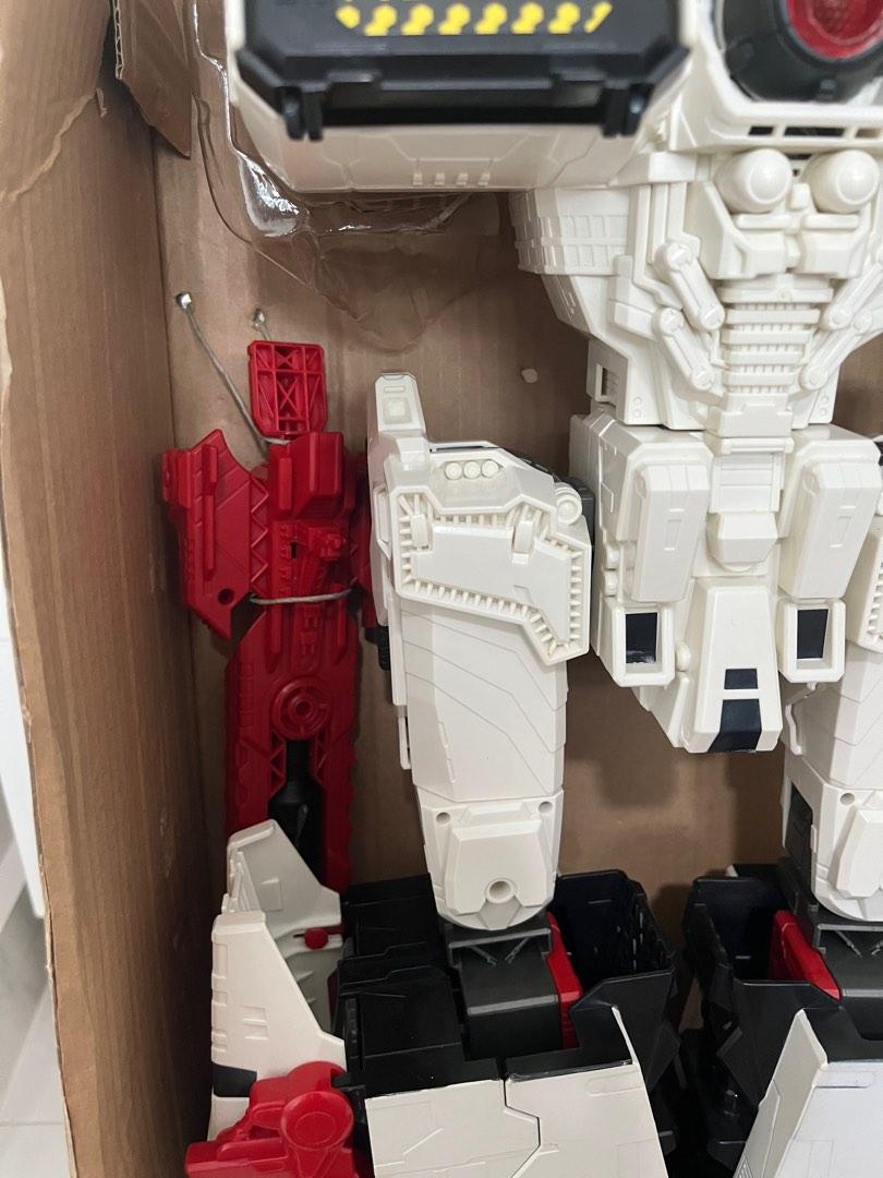Transformers Generations Titan Metroplex, Hobbies & Toys, Toys & Games ...