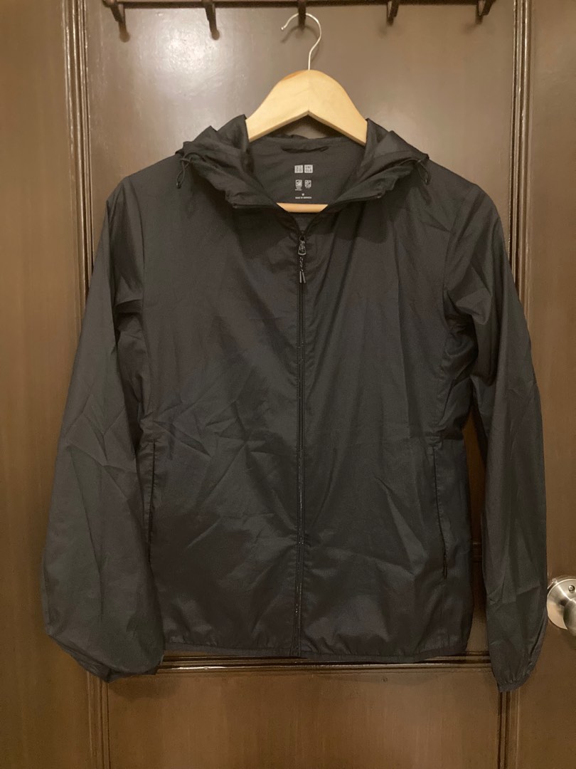 Uniqlo Pocketable Parka in Black, Women's Fashion, Coats, Jackets and ...