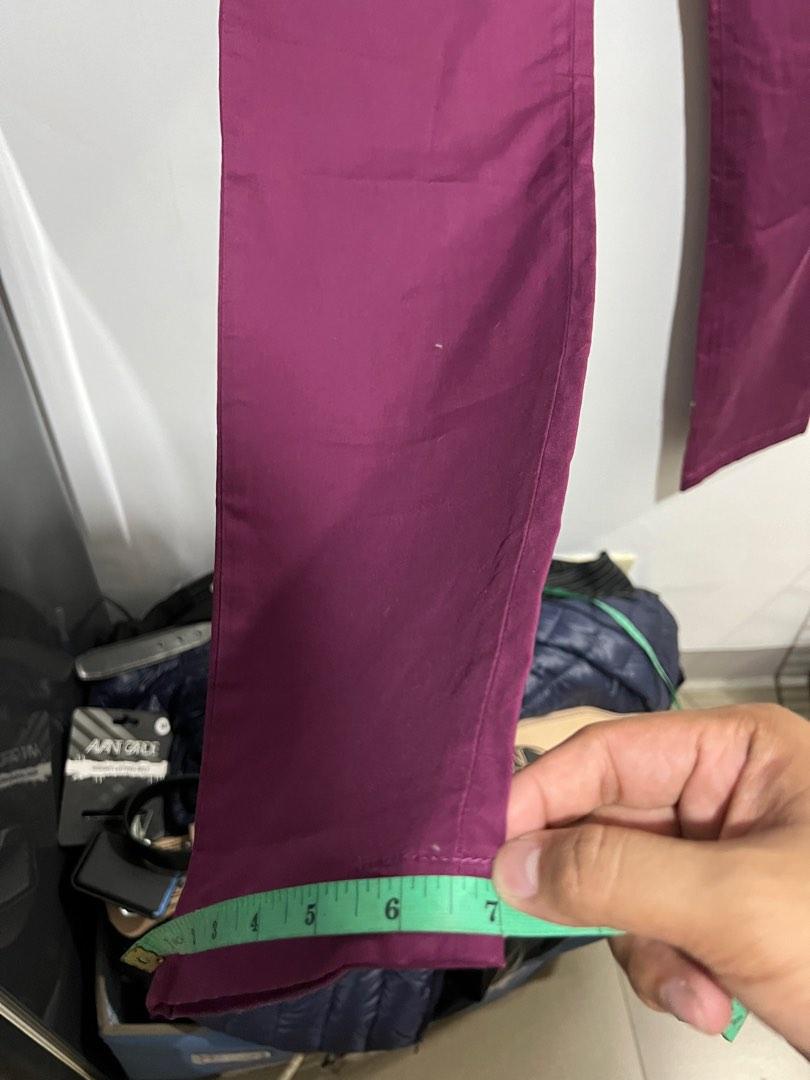 Uniqlo wine red chino pants, Men's Fashion, Bottoms, Chinos on Carousell