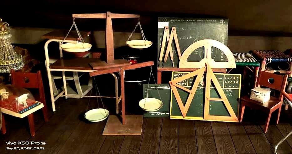 Vintage Singapore classroom / school / teaching equipment / 1960s ...