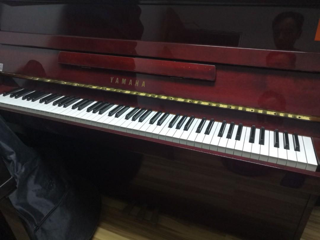 YAMAHA piano, brown color, Japan made, Hobbies & Toys, Music & Media ...