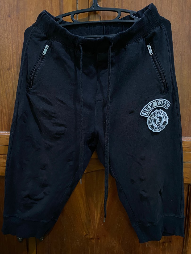 Yishion Tokong Jogger, Men's Fashion, Bottoms, Joggers on Carousell