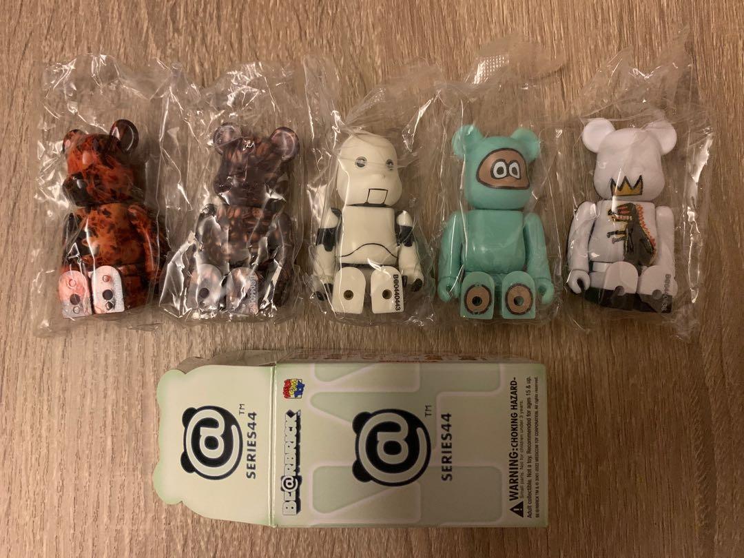全新 Bearbrick Series 44 - 五款 set C JM Animal Cute Pattern Jelly Bean, 興趣 ...