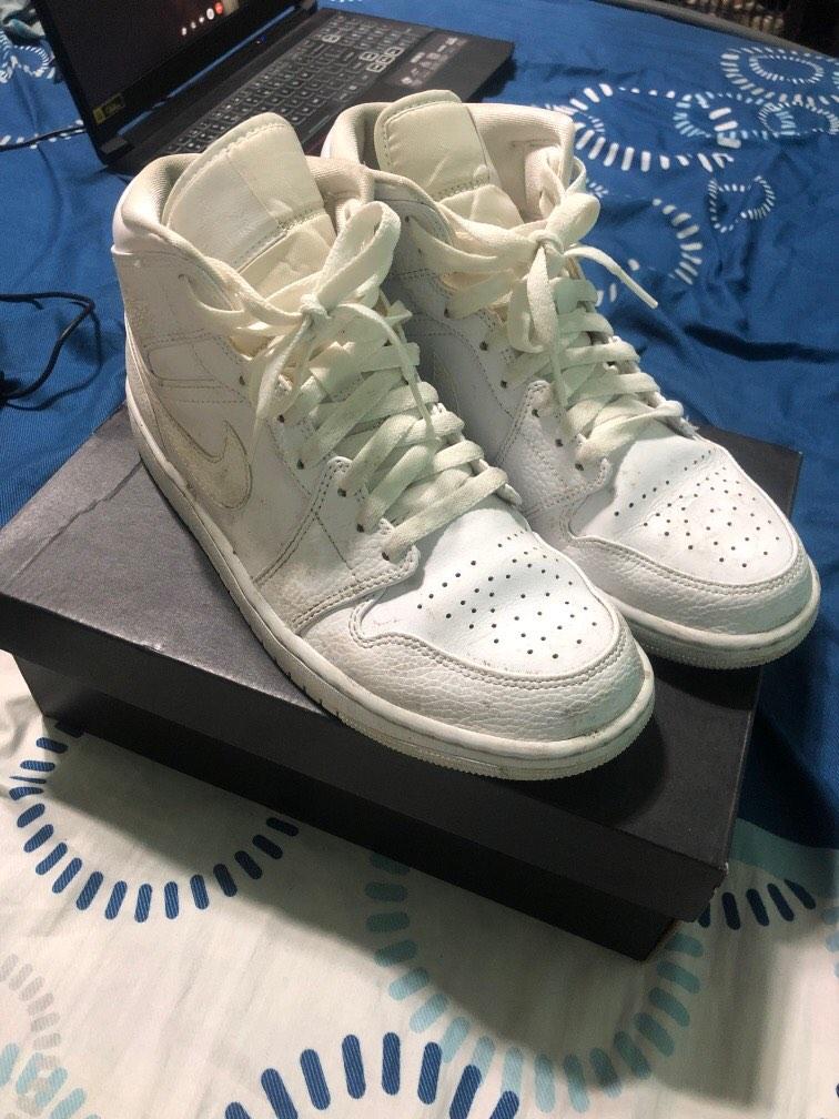 Air Jordan 1 Mid triple white, Men's Fashion, Footwear, Sneakers on ...