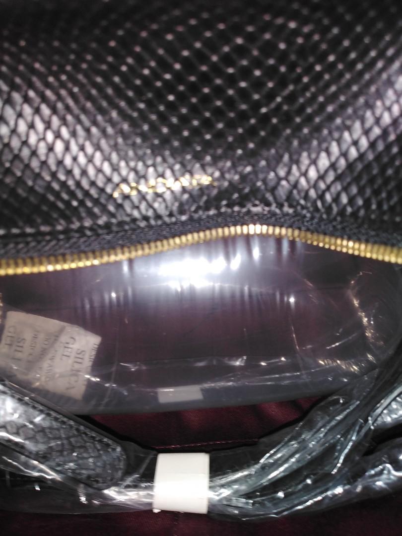 ANDIATA 2 WAY SNAKE SKIN TEXTURE BAG, Women's Fashion, Bags & Wallets ...