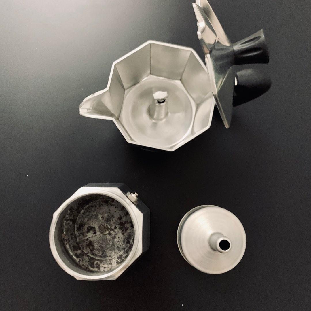 Bialetti Moka Expresss Mokapot, TV & Home Appliances, Kitchen ...