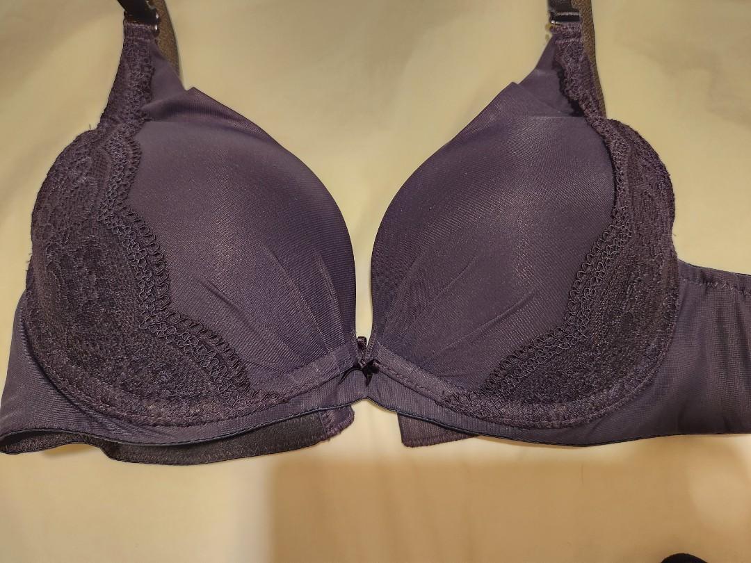 Bnwt Triumph maximizer 70C, Women's Fashion, New Undergarments ...