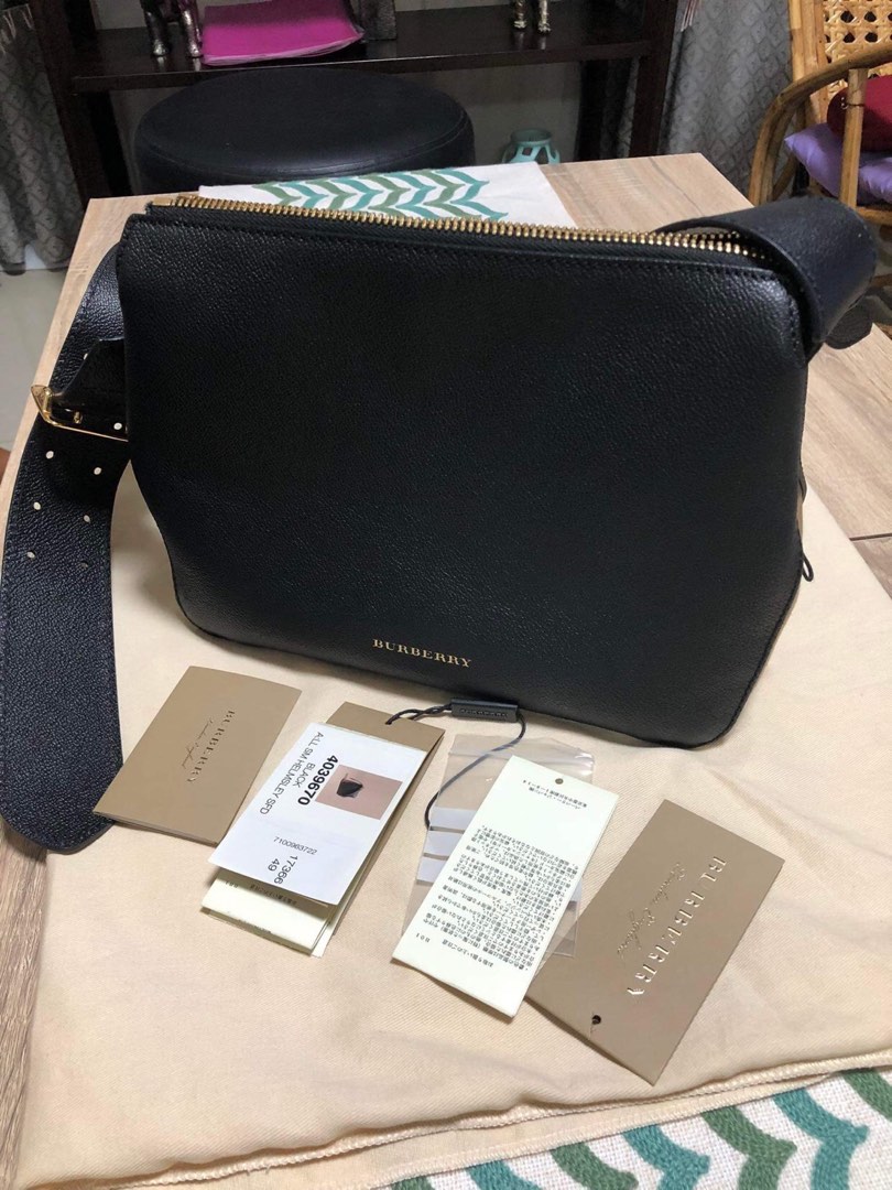 Burberry Banner Crossbody Bag, Luxury, Bags & Wallets on Carousell