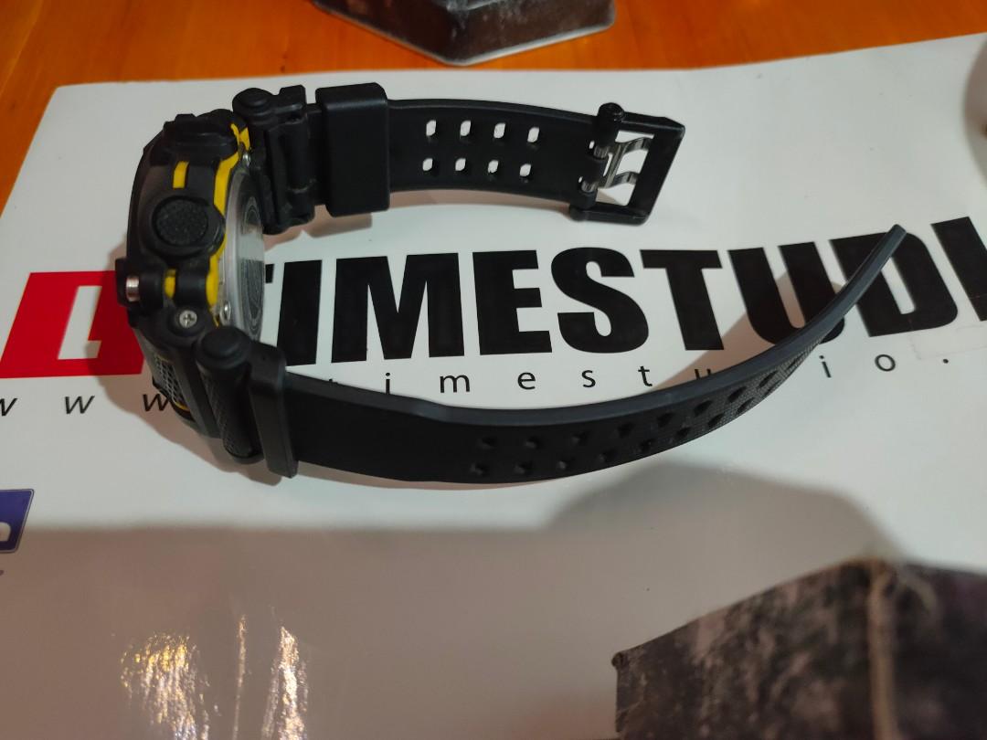 Casio G-Shock (GA-900-1ADR) Black Resin Strap Shock Resistant 200 Meter ...