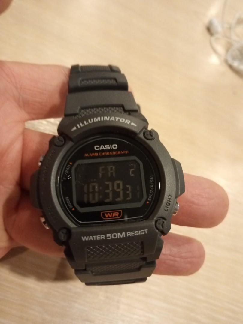 Casio Illuminator retro klasik original, Fesyen Pria, Jam Tangan di ...