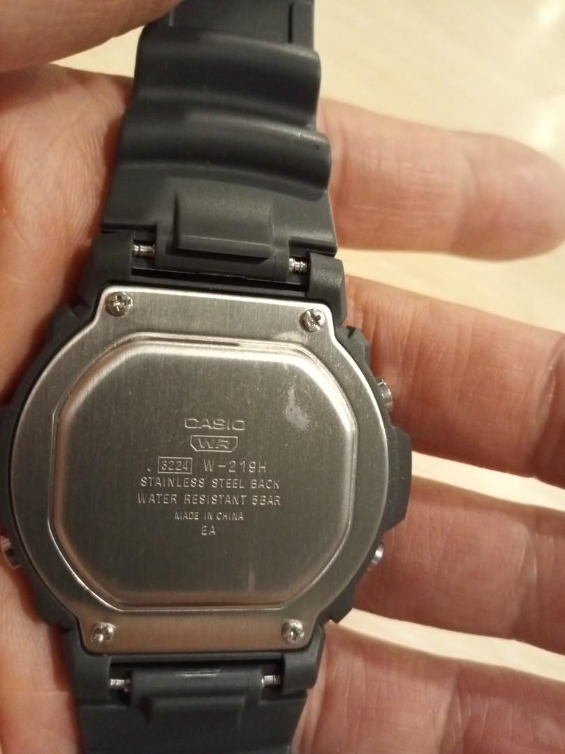 Casio Illuminator retro klasik original, Fesyen Pria, Jam Tangan di ...