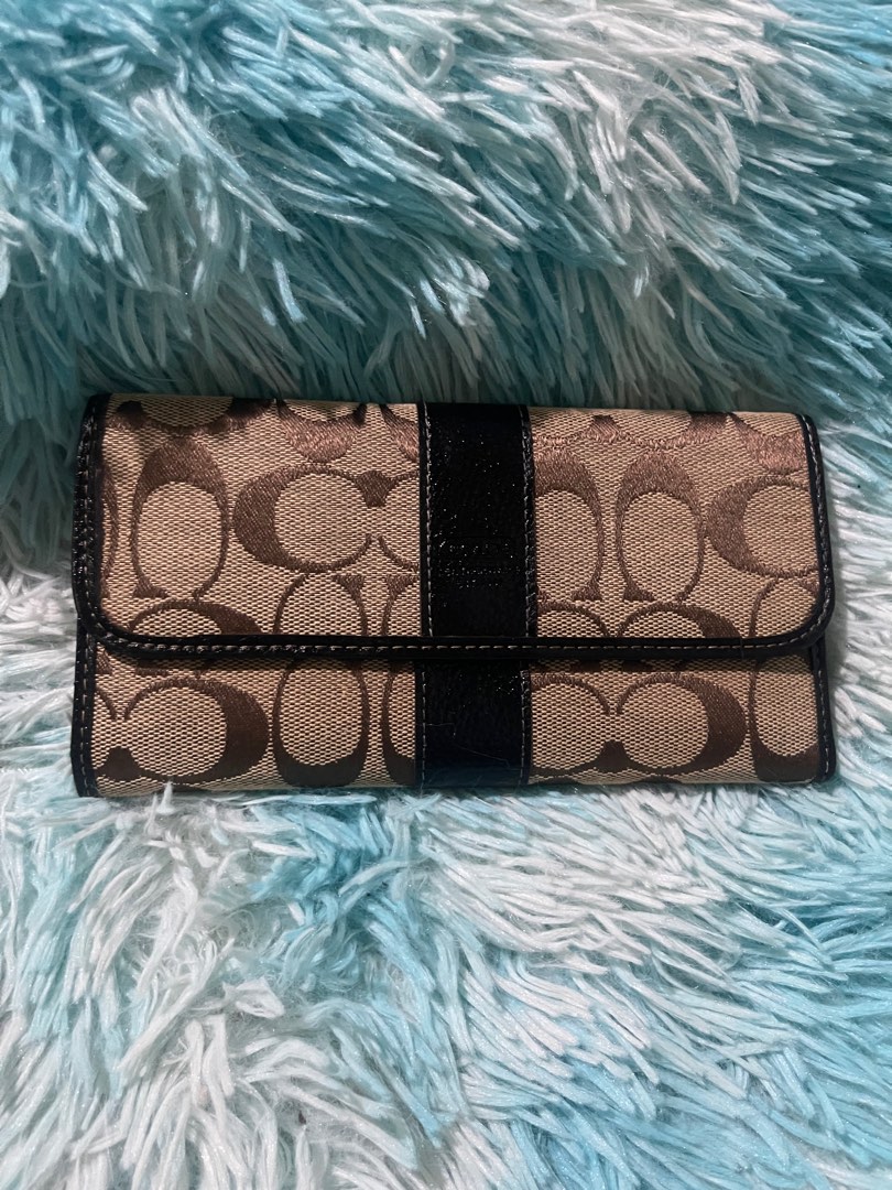 Coach Long wallet, Women's Fashion, Bags & Wallets, Wallets & Card ...