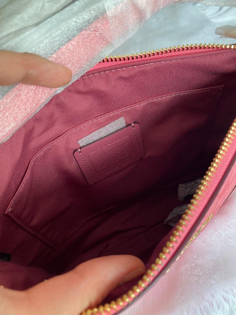 Coach Rowan File Bag In Signature Canvas, Women's Fashion, Bags ...