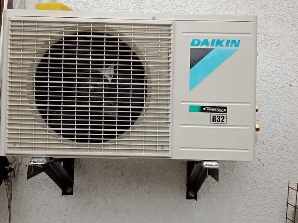 Daikin D-Smart Inverter Split Type Aircon, TV & Home Appliances, Air ...
