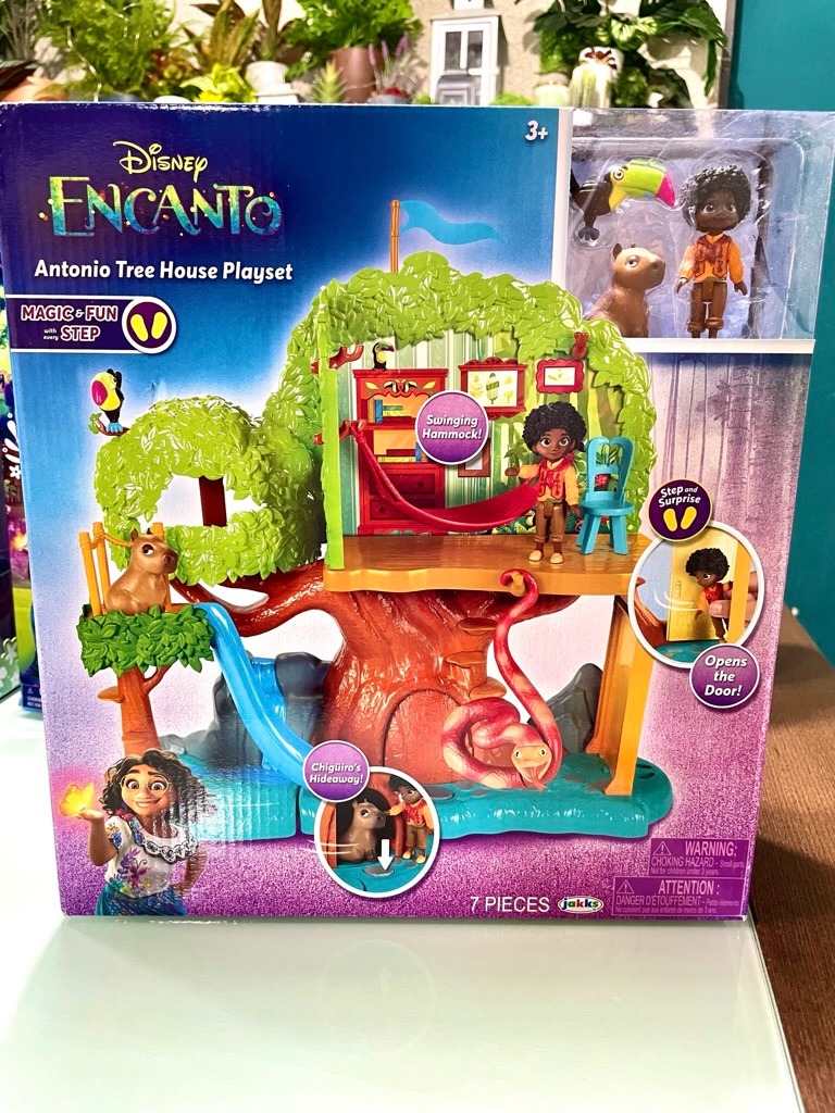 Disney Encanto Antonio Tree House Playset And Figures 7 Pieces ...