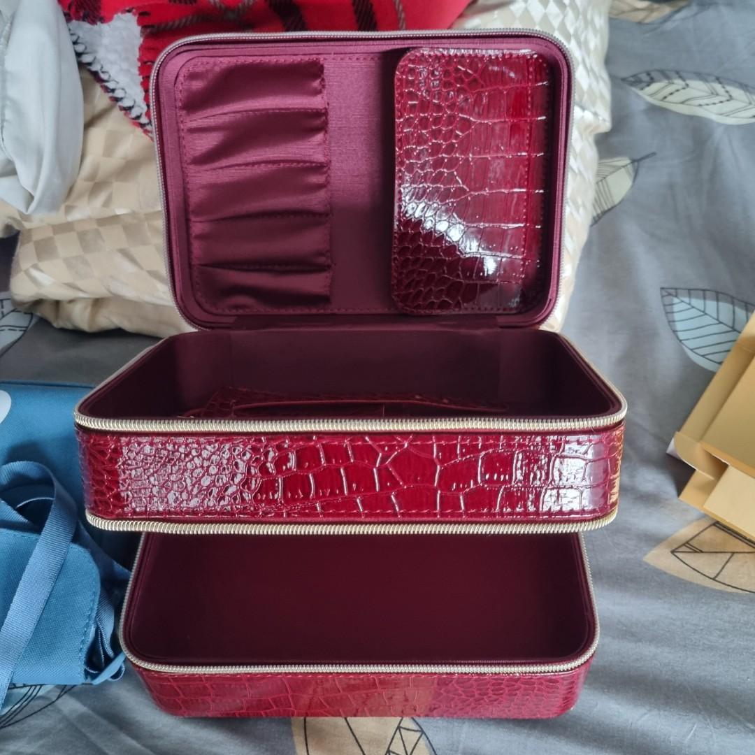 Empty Moon cake box + cooler bag - Ritz Calton, Furniture & Home Living ...