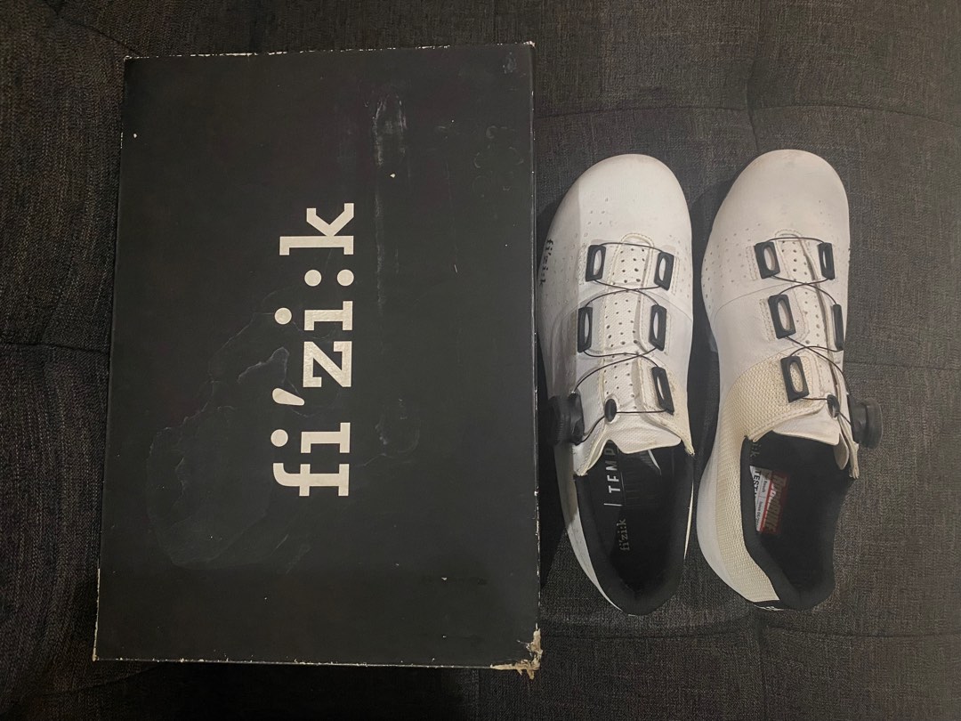 Fizik Tempo R4 Overcurve Cleats shoes, Sports Equipment, Bicycles ...
