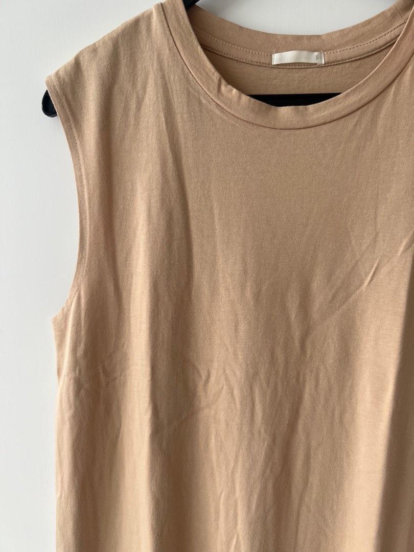 GU beige one piece dress, 女裝, 連身裙 & 套裝, 連身裙 - Carousell