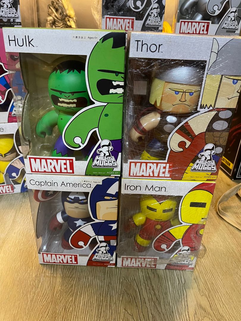 Hasbro Marvel Mighty Muggs - Hulk , Iron Man, Captain America, Thor ...