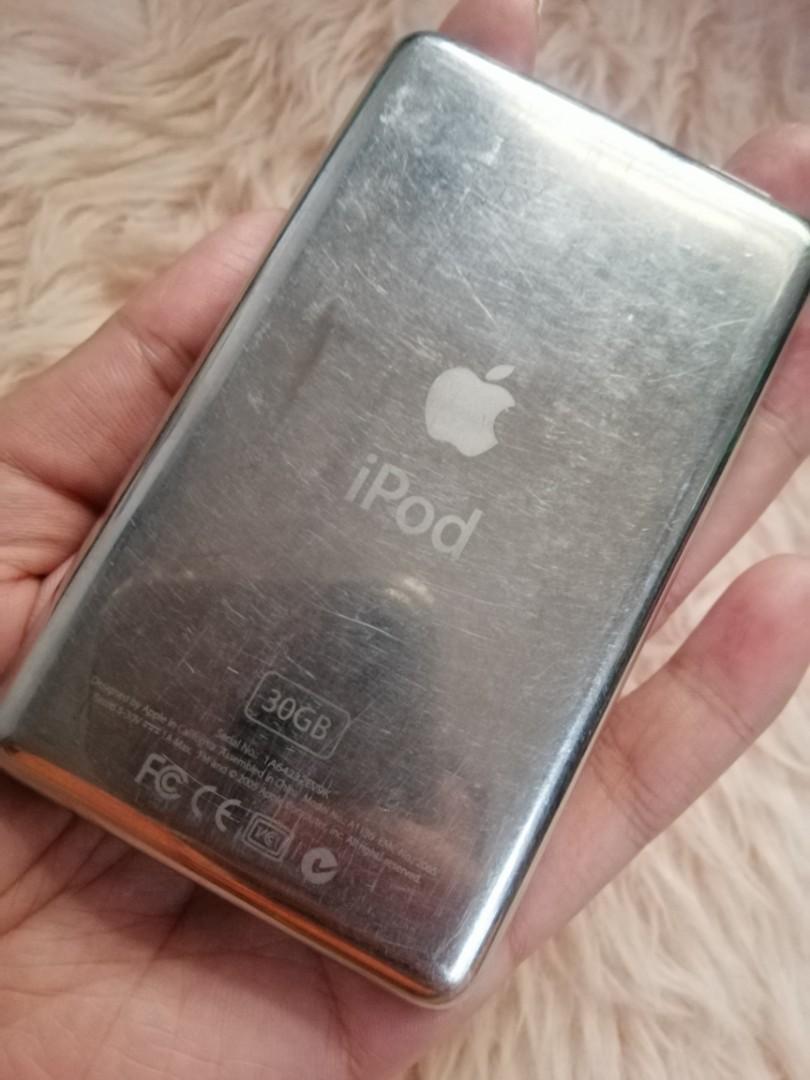 iPod Original (5th Gen) / 30GB / MA446LL/A, Audio, Portable Music ...