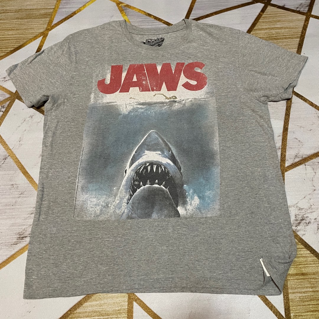 Jaws movie copyright universal studios, Men's Fashion, Tops & Sets ...
