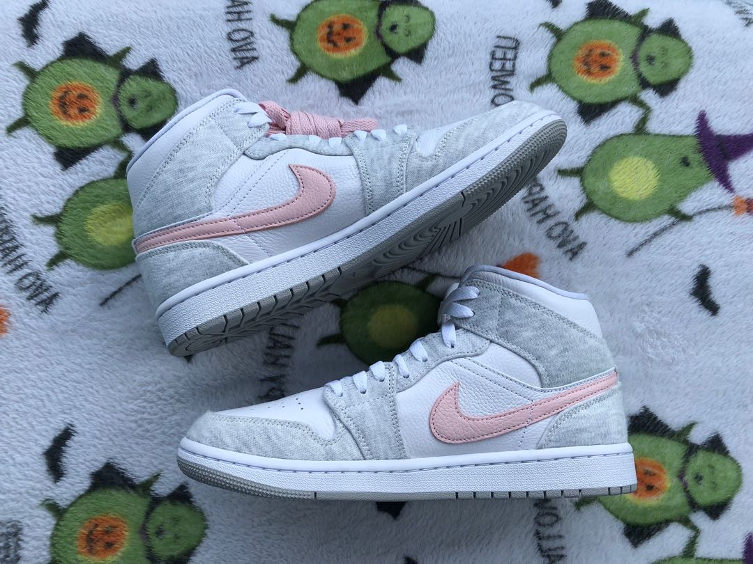 Jordan 1 Mid SE 'Light Iron Ore', Women's Fashion, Footwear, Sneakers ...