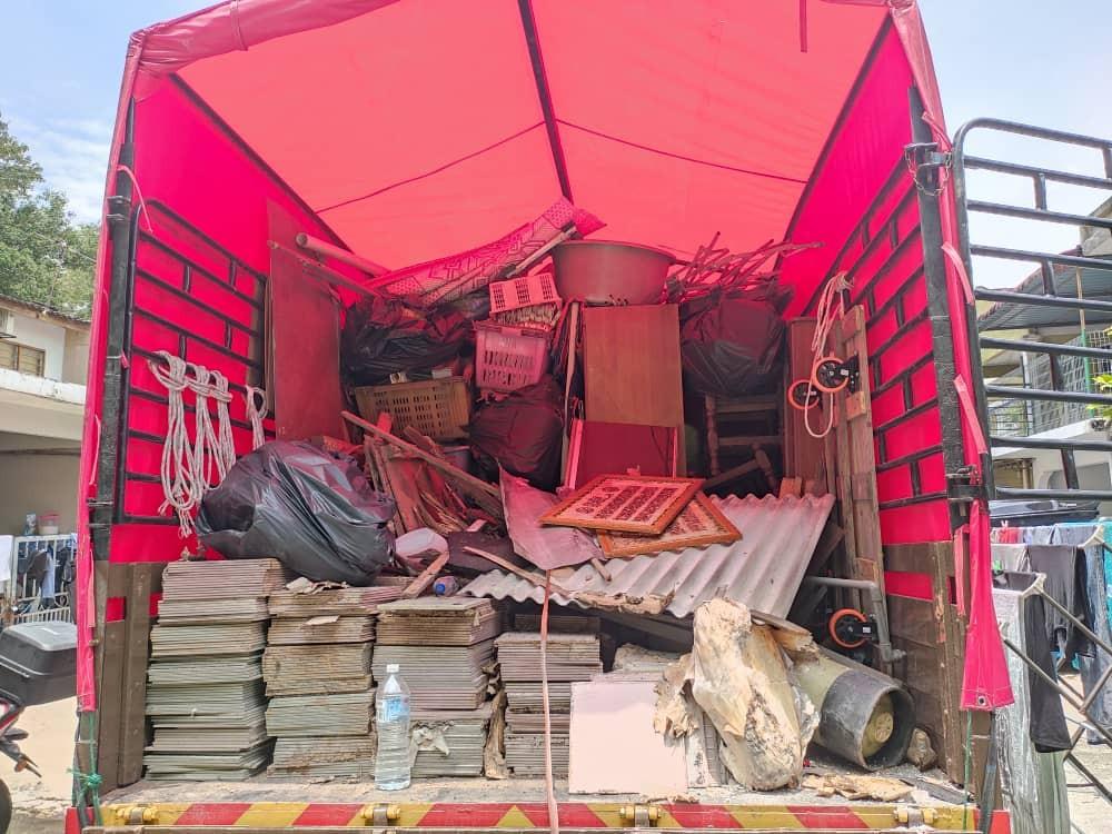 Khidmat Pembuangan Sampah dan Pelupusan Perabot Lama, Services, Others ...