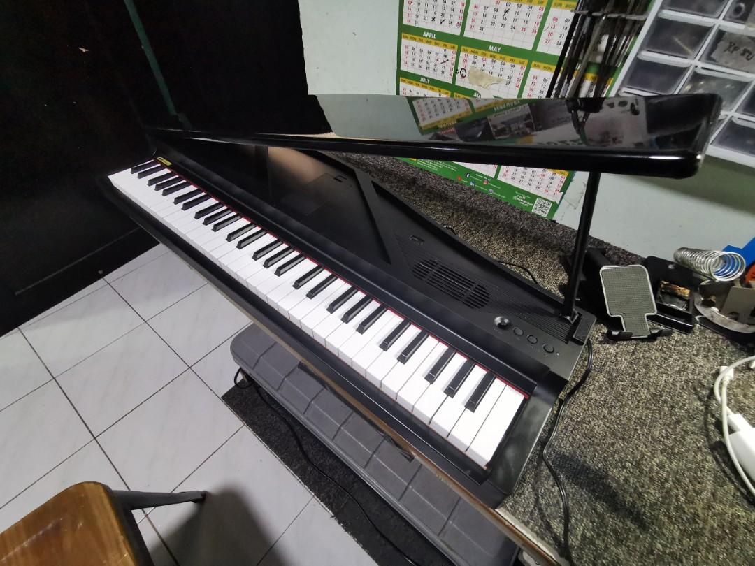Korg micro grand piano digital keyboard piano, Hobbies & Toys, Music ...