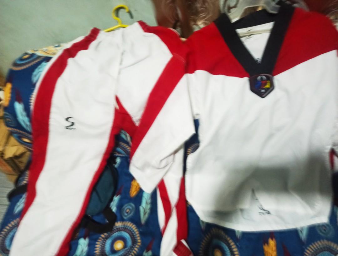 Kyorugi Uniform, Women's Fashion, Activewear on Carousell