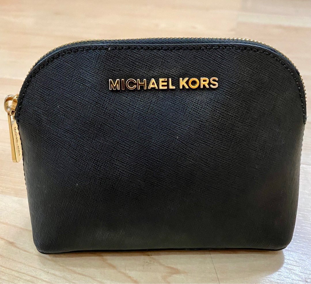 Michael Kors Pouch, Women's Fashion, Bags & Wallets, Purses & Pouches ...