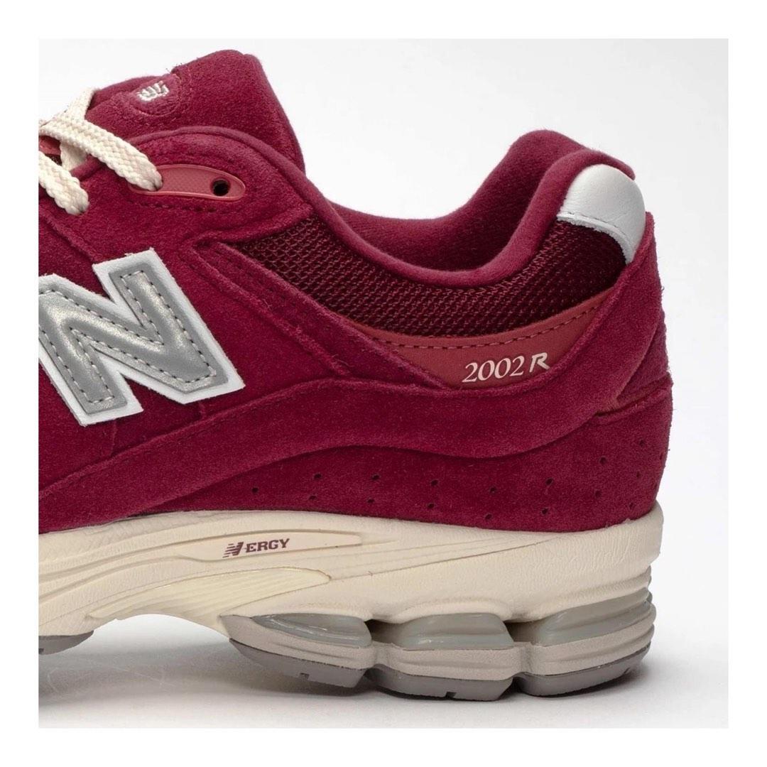 New Balance 2002R Red Wine, Men's Fashion, Footwear, Sneakers on Carousell