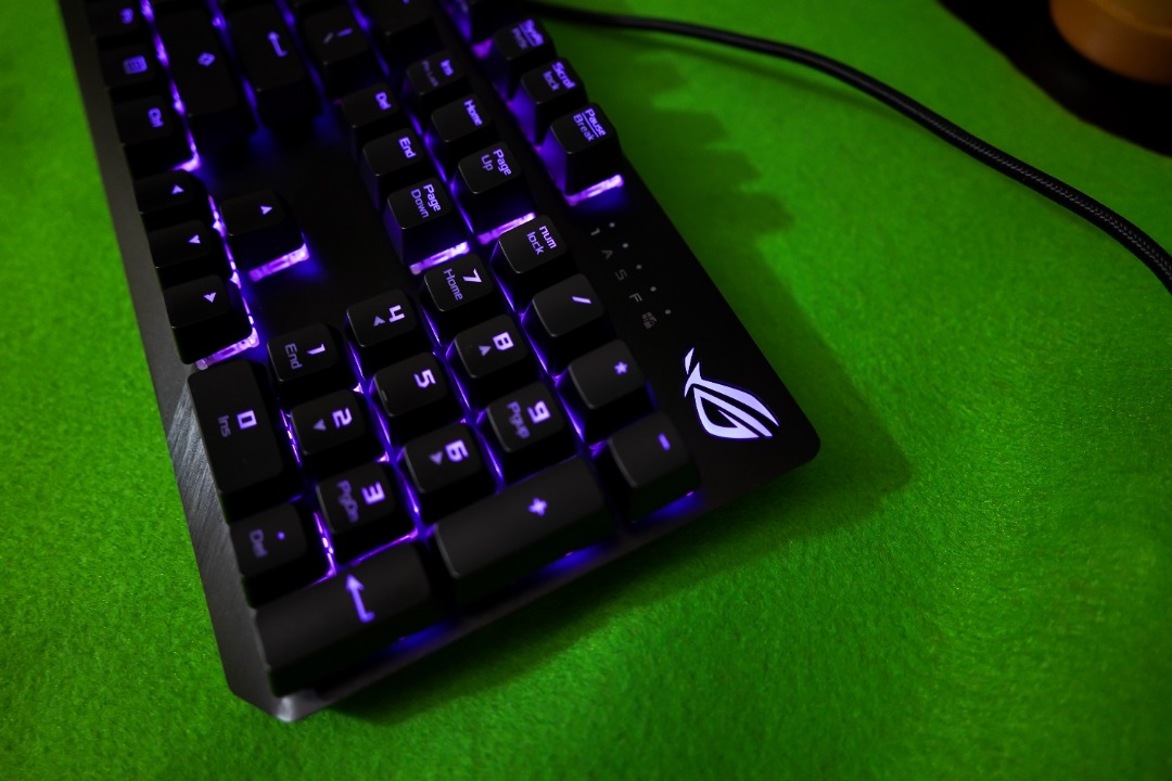 Original Asus ROG Premium Gaming Mechanical Keyboard Wired (XA02 ...