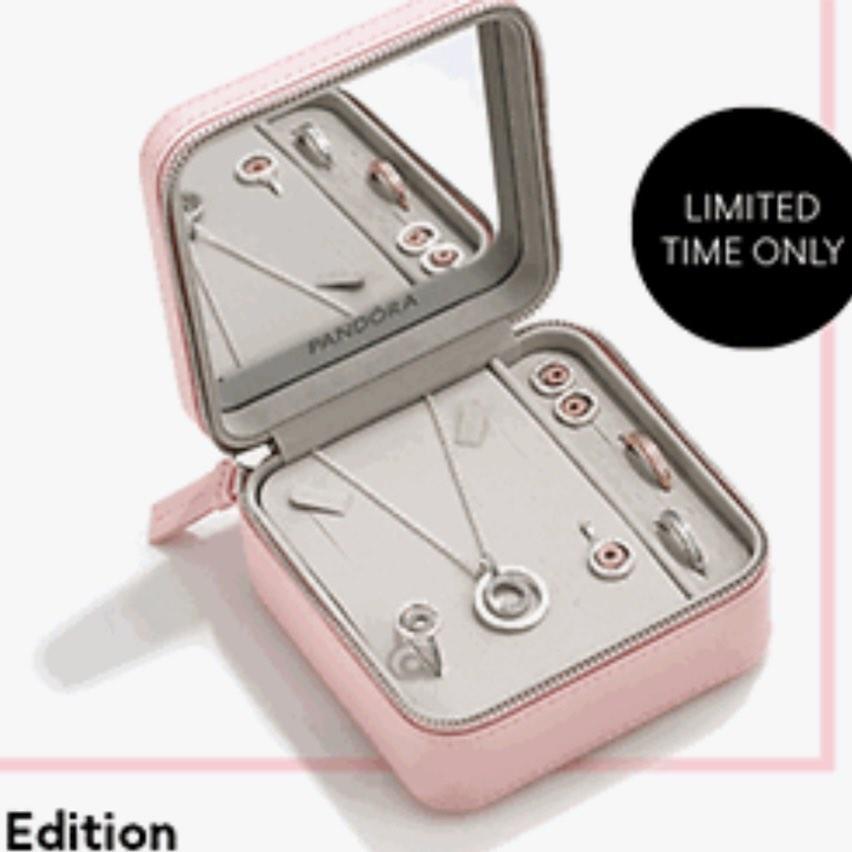 Pandora Jewellery Box, Women's Fashion, Jewelry & Organisers, Accessory ...