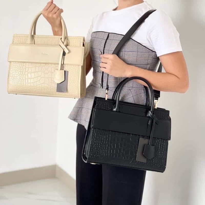 PEDRO Croc Tote Bag, Women's Fashion, Bags & Wallets, Cross-body Bags ...