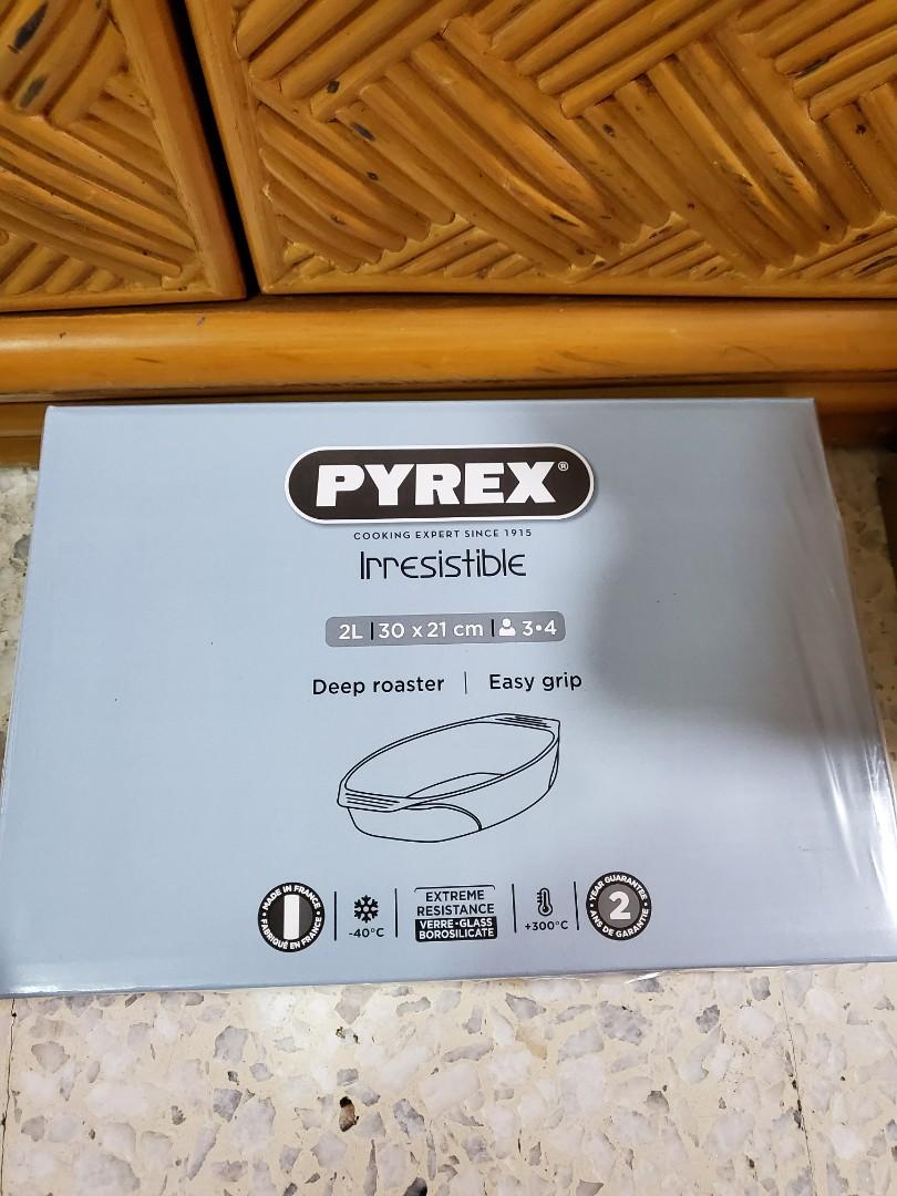 Pyrex Oven Roaster (2L), TV & Home Appliances, Kitchen Appliances ...