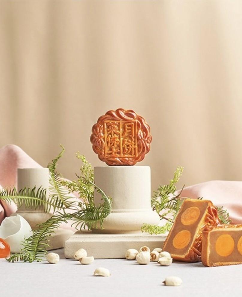 Raffles Hotel Mooncakes, Food & Drinks, Homemade Bakes on Carousell