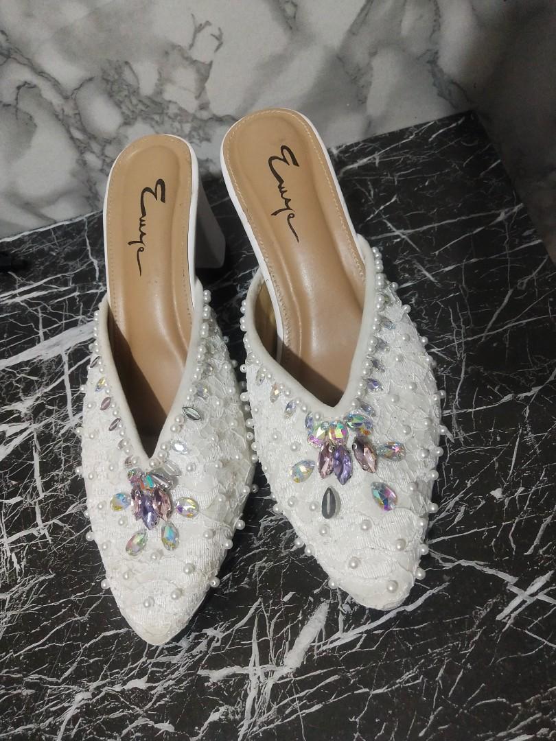 Selop sepatu putih pesta,kebaya, full payet cantik dan elegan, Fesyen ...