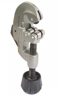 Stanley Tube Cutter 1/8" to 1-1/8" (3 to 30mm) 93-020, Furniture & Home ...