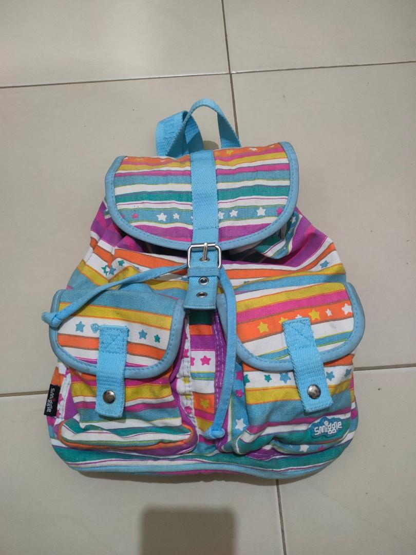 tas backpack SMIGGLE size 30x33cm, Fesyen Wanita, Tas & Dompet di Carousell