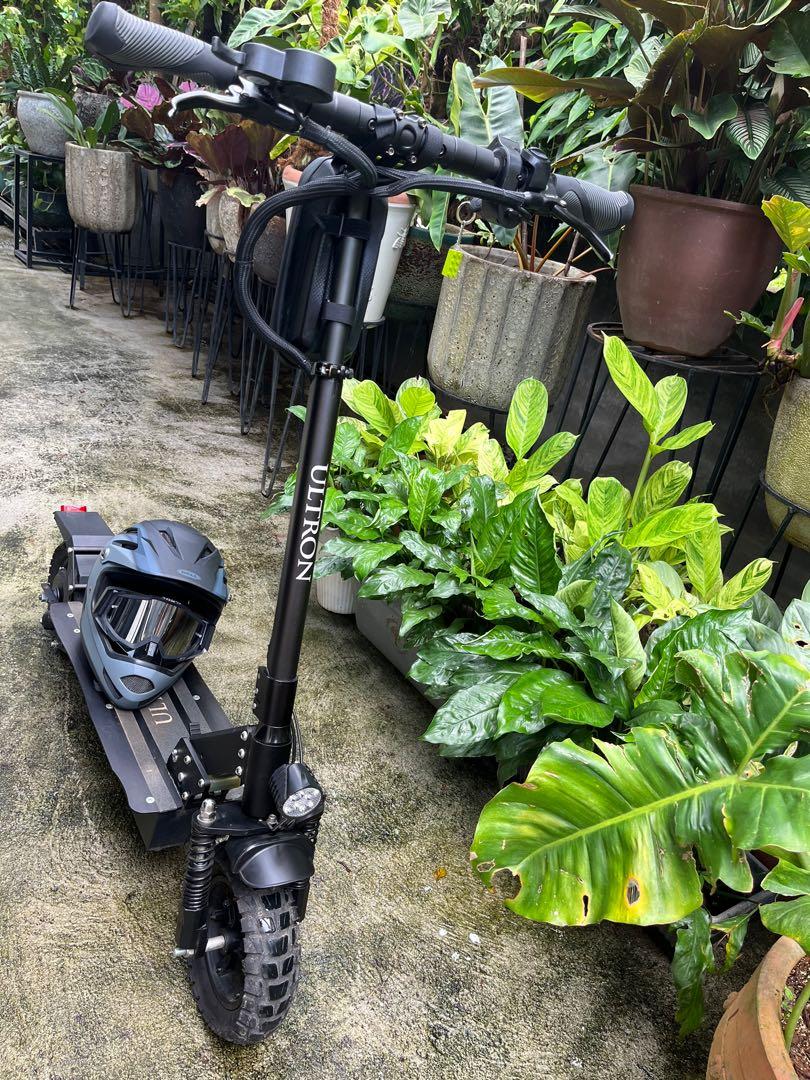 Ultron Mini w/ freebies, Sports Equipment, Sports & Games, Skates ...