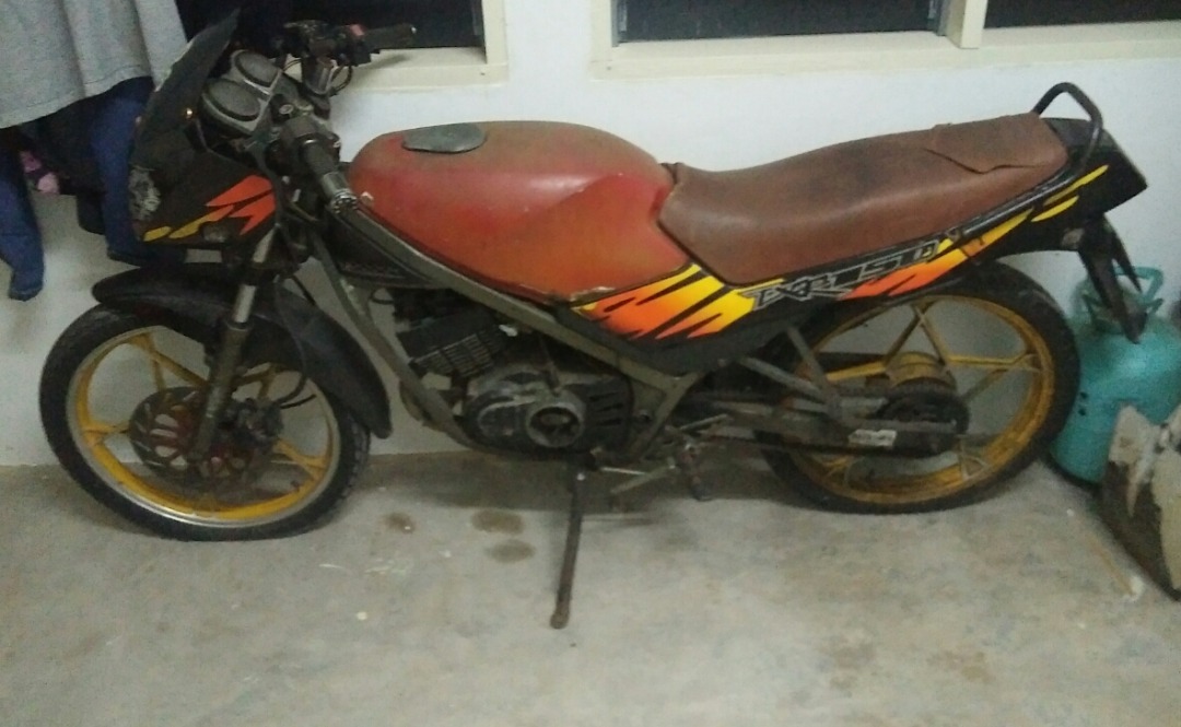 Untuk dijual,ada geran,motor parking,untuk detail sila whtspp ...