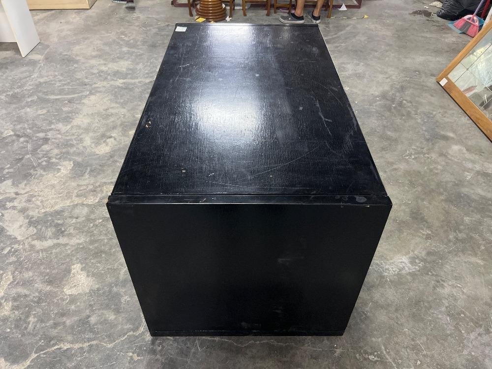 Wooden Office Desk Black Colour / Meja Pejabat Kayu Warna Hitam ...