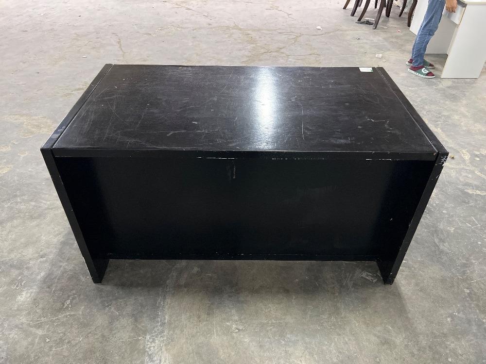 Wooden Office Desk Black Colour / Meja Pejabat Kayu Warna Hitam ...