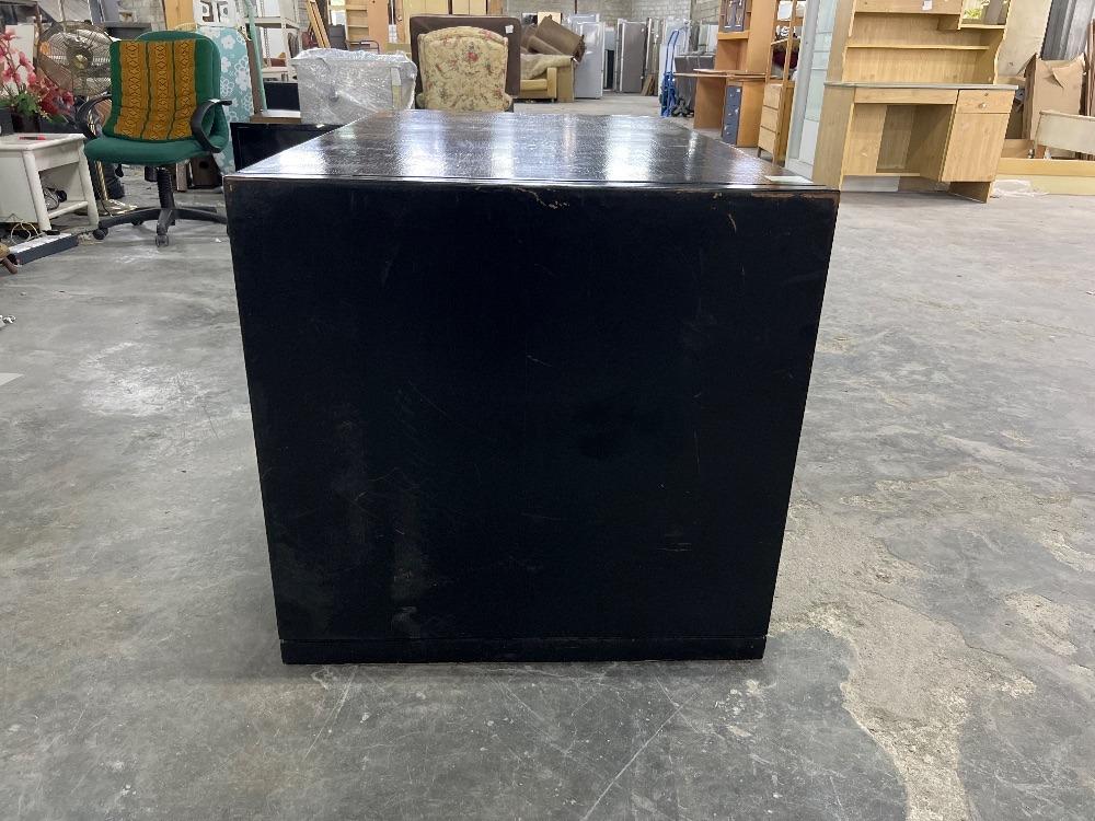 Wooden Office Desk Black Colour / Meja Pejabat Kayu Warna Hitam ...