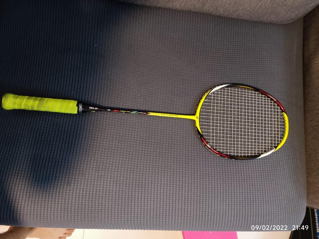 Yonex Arcsaber Z Slash & Yonex Arcsaber FB Badminton Racket, Sports ...